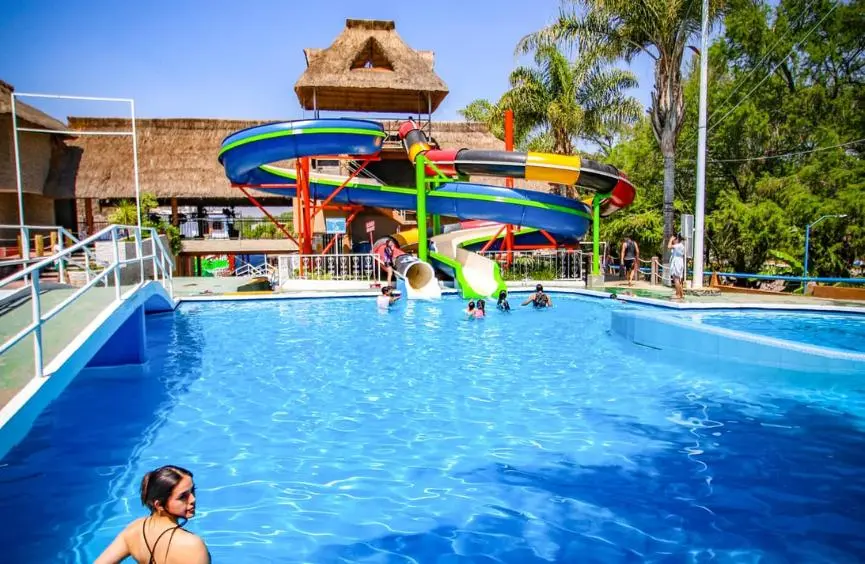 El Huemac Un Paraíso en los Balnearios de Tezontepec