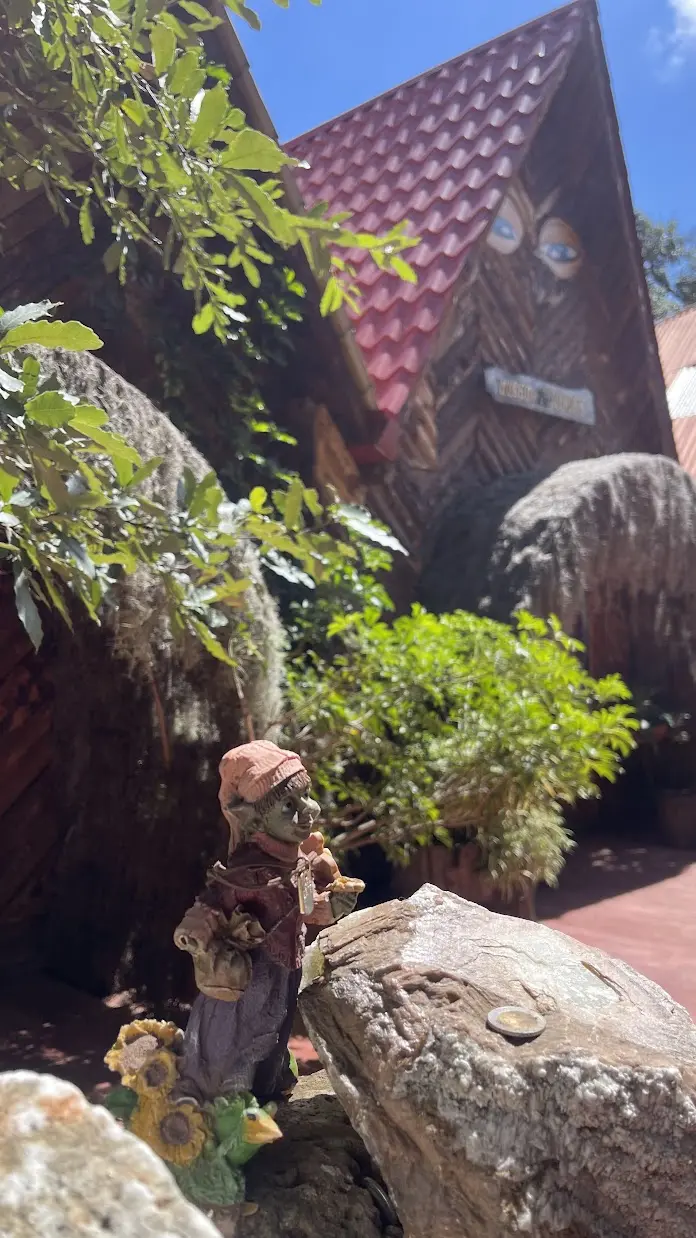 Descubre la Magia del Museo de los Duendes en Huasca: Un Viaje Místico