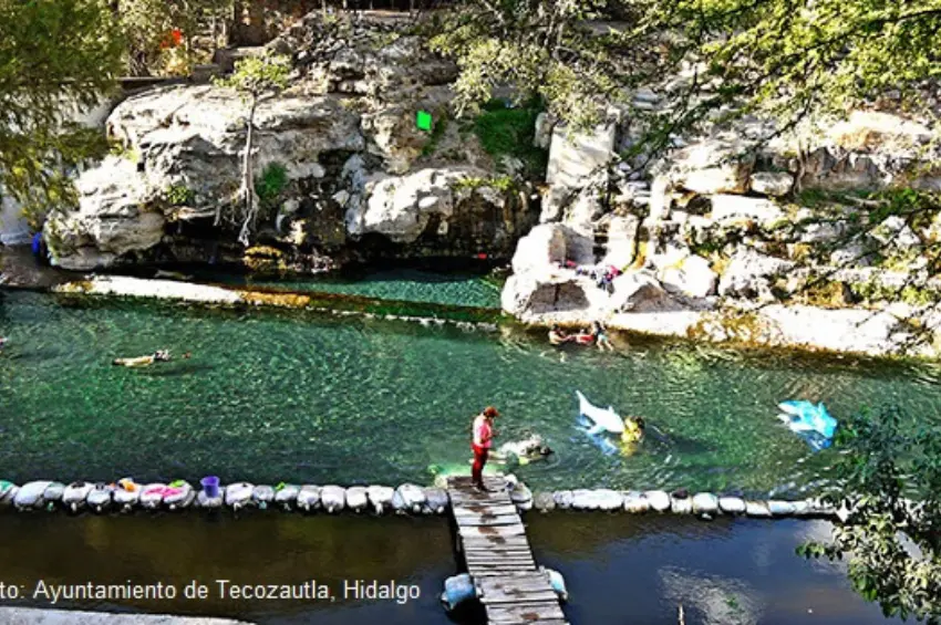 Los Hermosos Manantiales en Tecozautla, Hidalgo